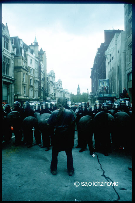 FUTURE STORYTELLING : The art of photojournalism during the London ...