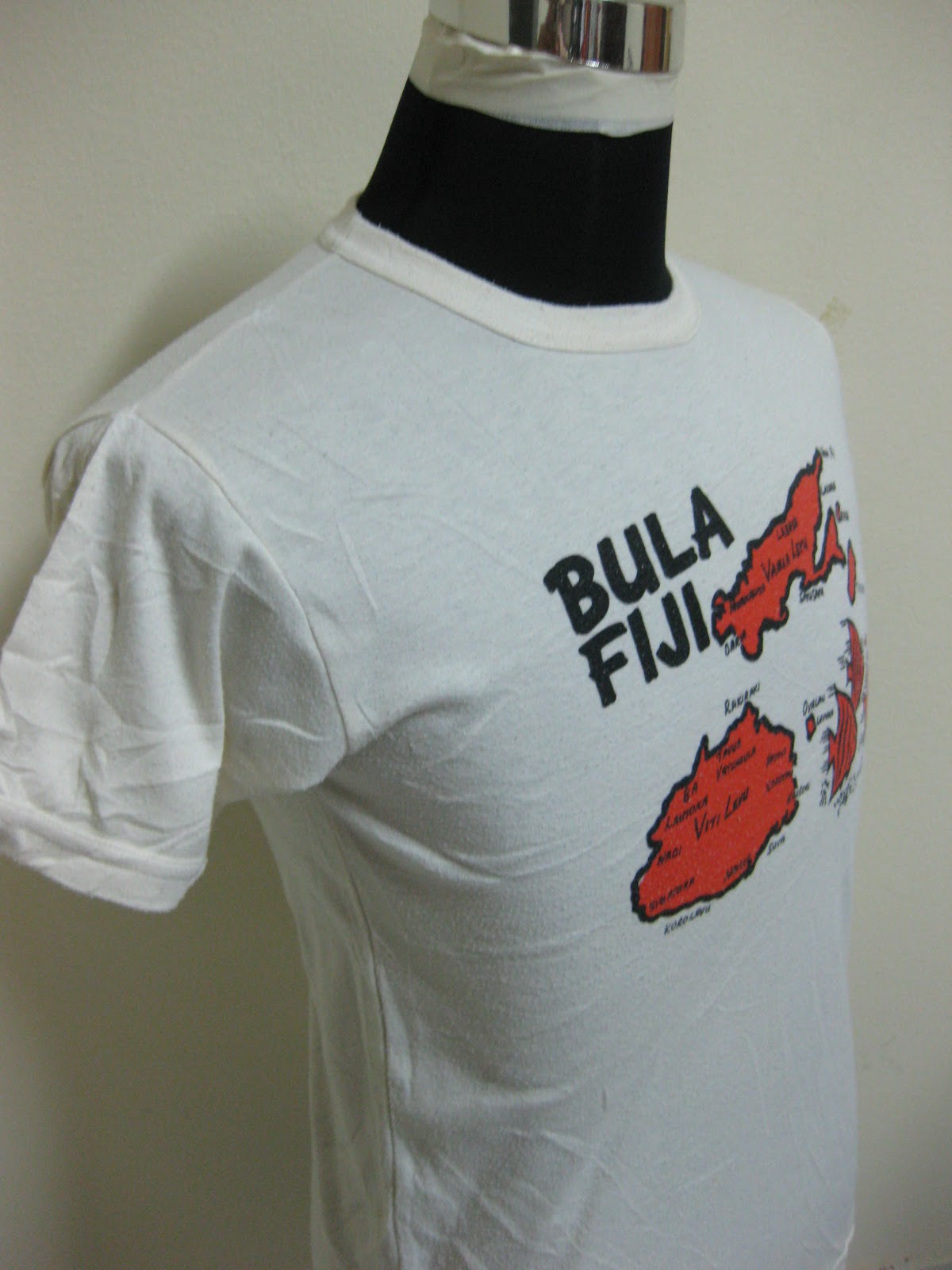woklong bundle: VTG BULA FIJI T-SHIRT S