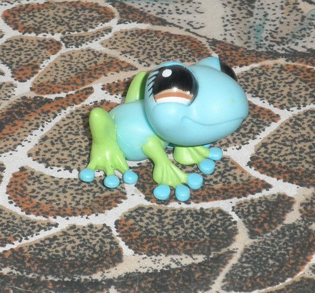Collectomania: LPS Frogs