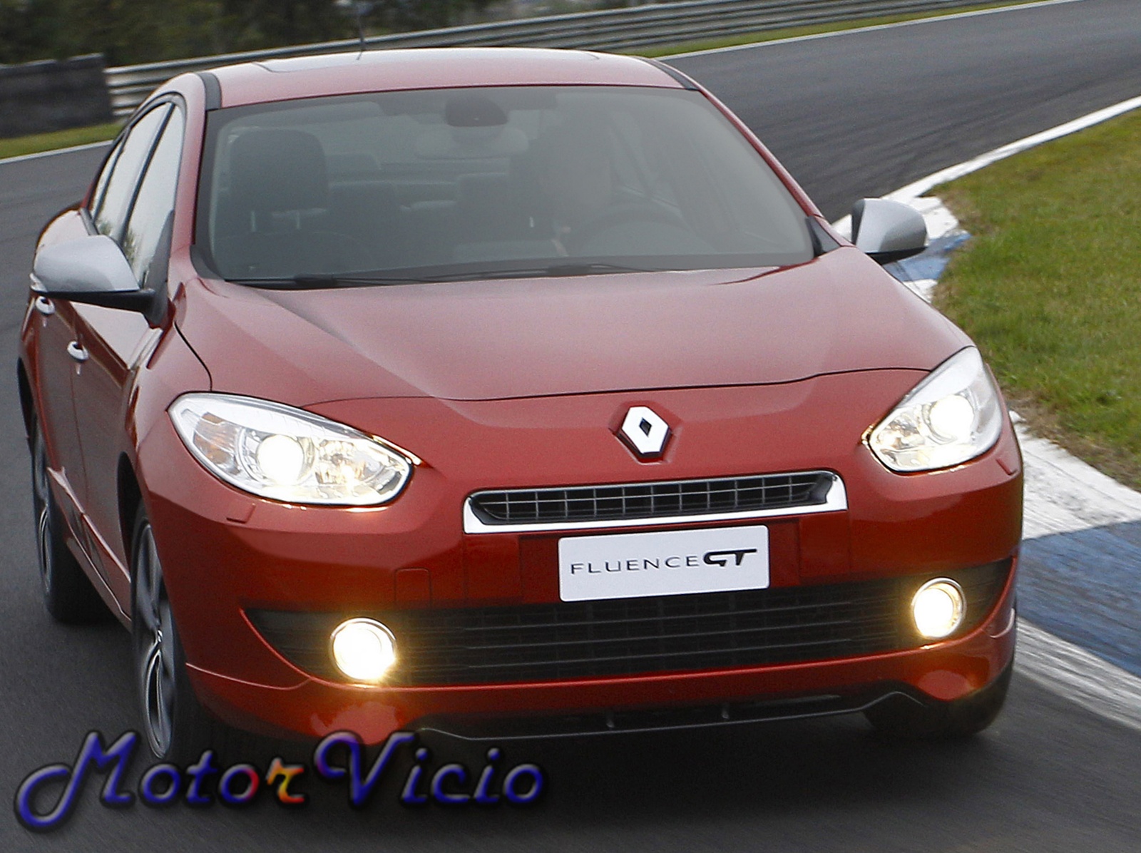 Renault Fluence GT Turbo - Preço R$ 79.370. Fotos, vídeo, e informações ...