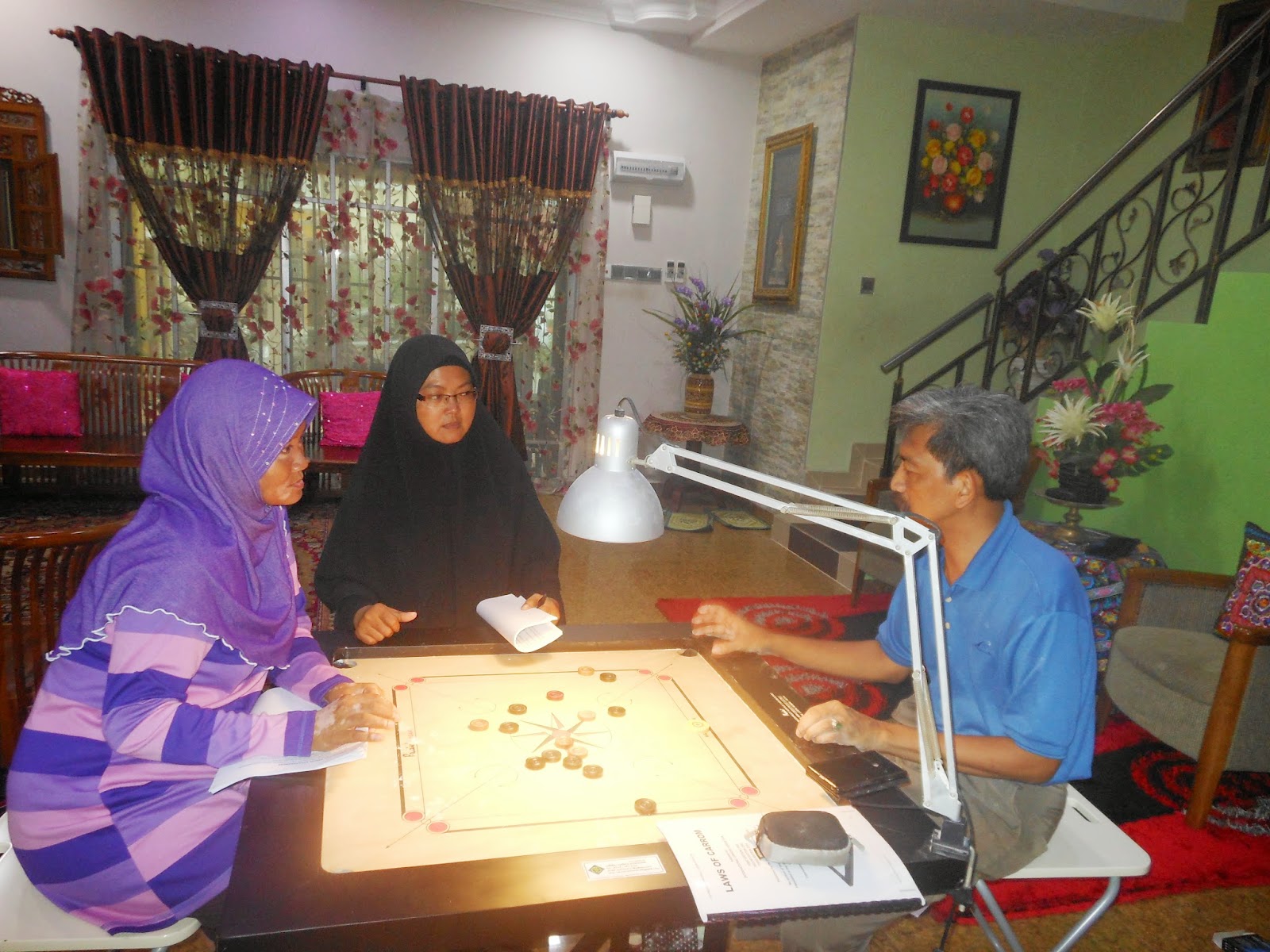 KOMUNITI KAROM ANTARABANGSA: SESI PENCERAHAN PERMAINAN KAROM ANTARABANGSA