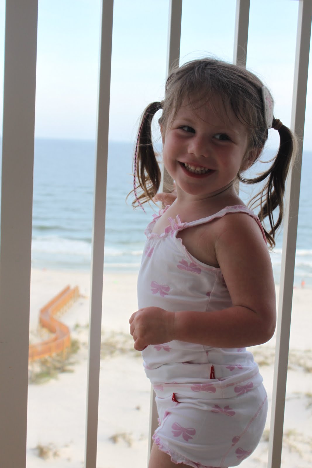 Mojoy: Gabbi checkin out the view.