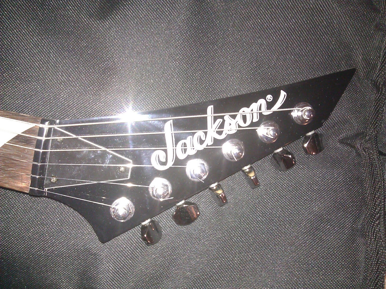 Paul's Random Reviews: Jackson JS22R Dinky