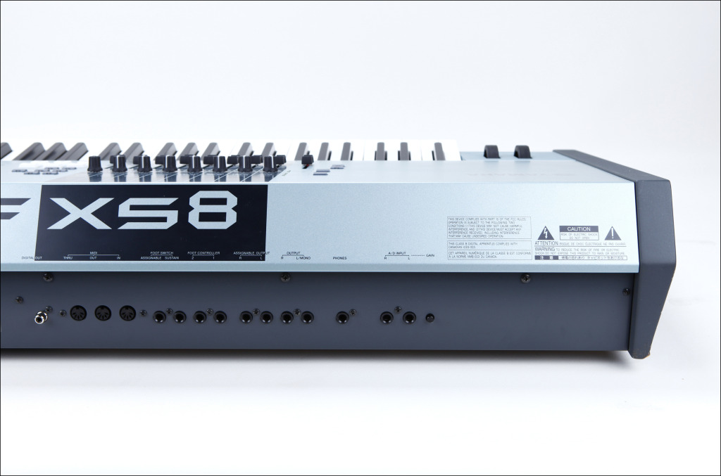 Yamaha Motif Xs8 Back