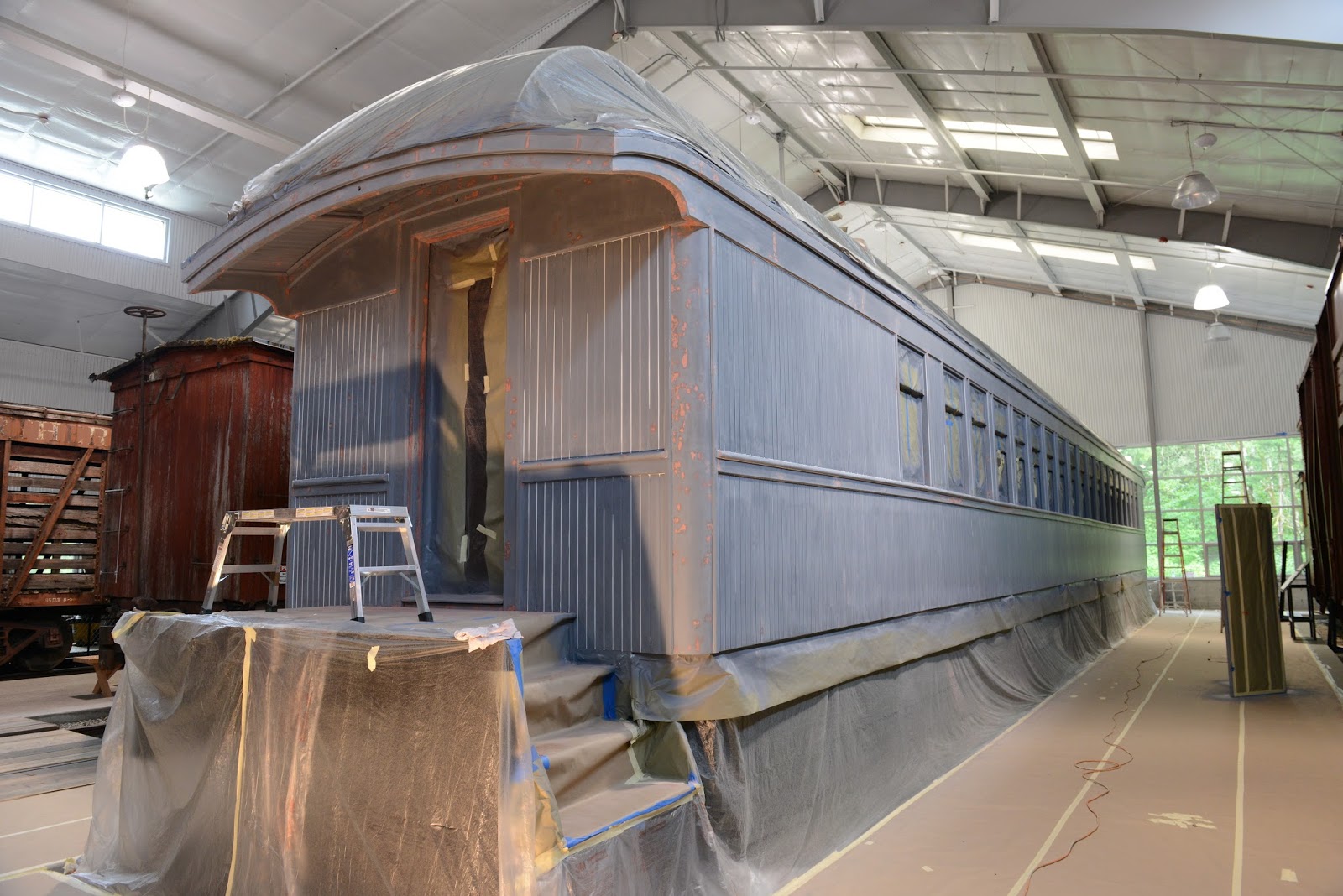 Northwest Railway Museum Blog: Painting Chapel Car 5