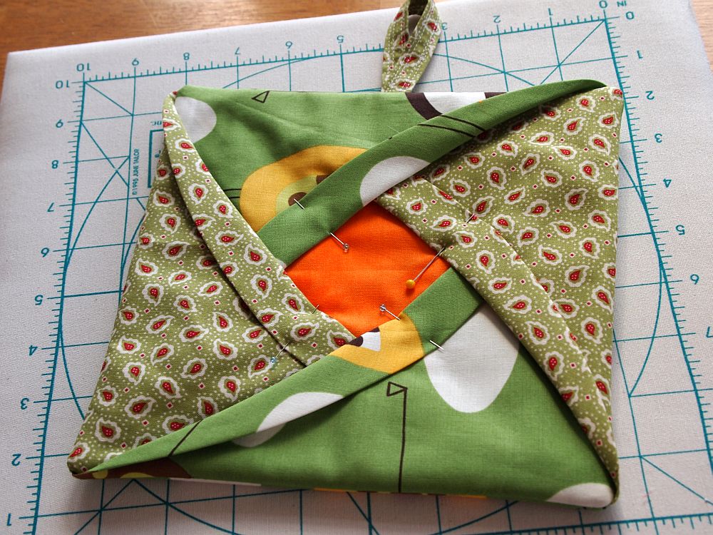 52 Quilts in 52 Weeks: Tuesday Tutorial: Magic Squares Tutorial