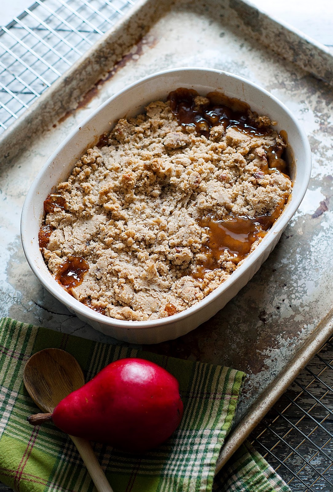 Lakyn + Judah: pear & ginger crumble