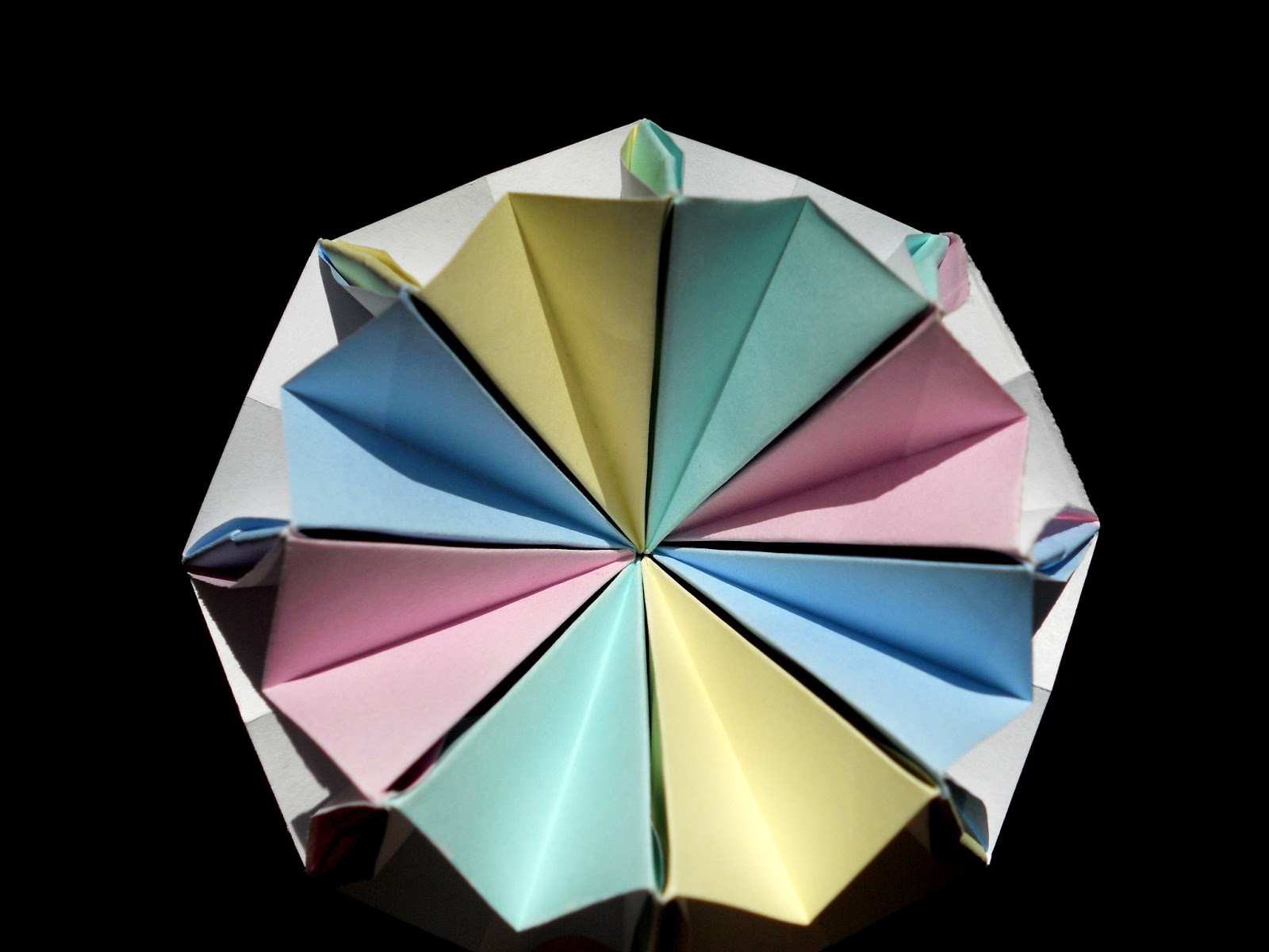 Decoratii Origami: Origami Magic Circle