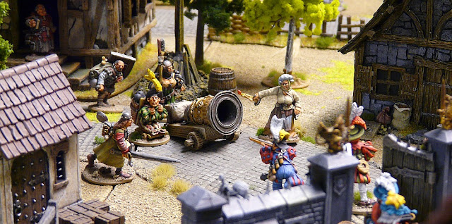 Wargame News and Terrain: Lead Adventure Miniatures: Painted Bell-Cannon