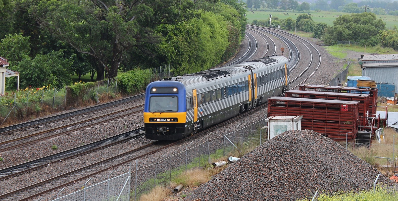 rusted2therails: Southern Rail Models CityRail Endeavour DMU quick look