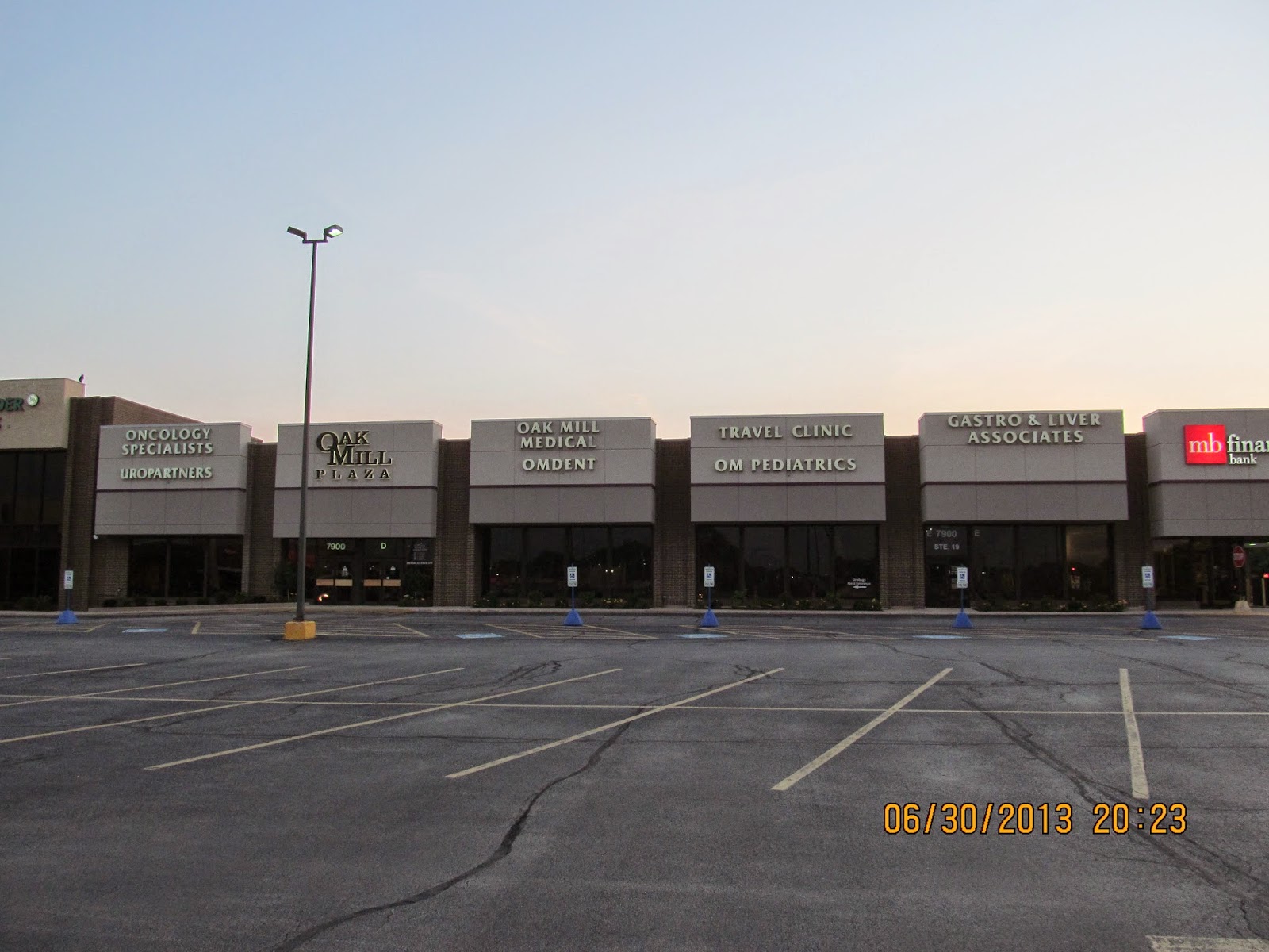 Trip to the Mall: Oak Mill Mall- (Niles, IL)