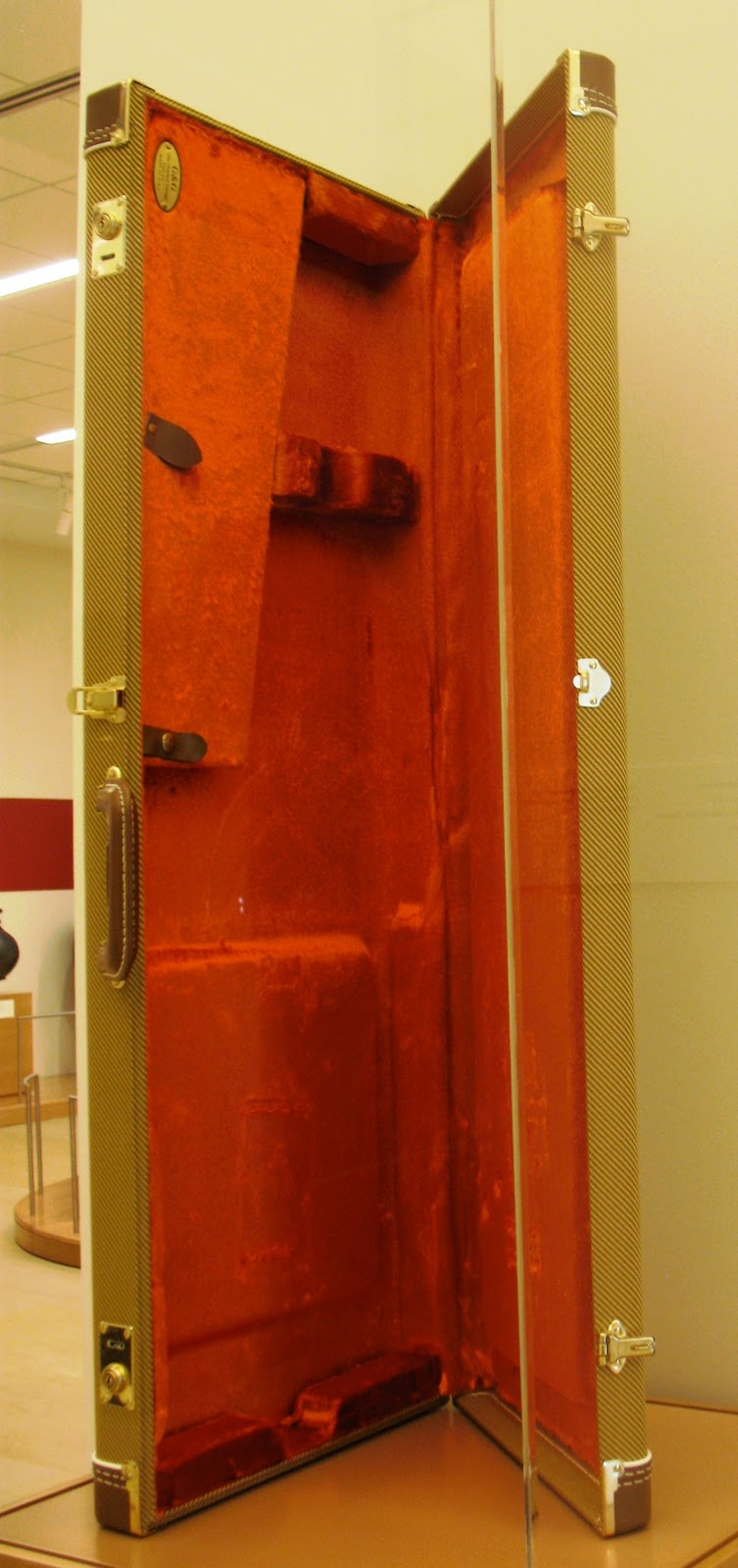 Miranda at the Museum: Musical Instrument Museum, Phoenix