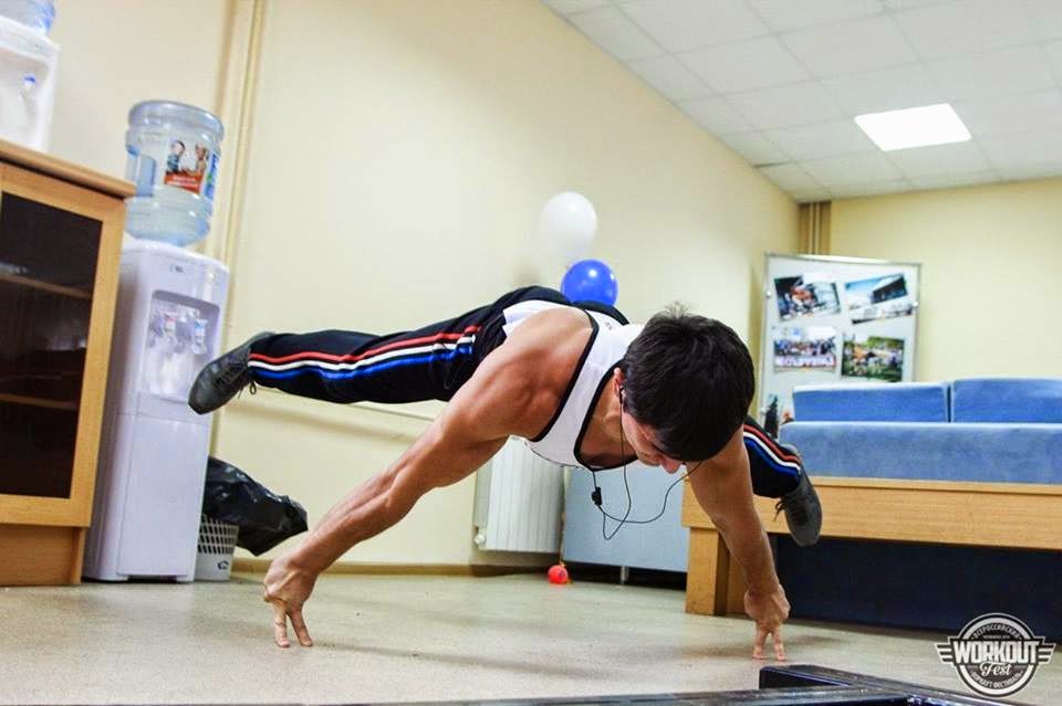 What is The Planche?? - WORKOUT80