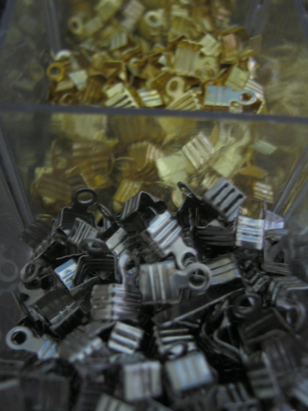 One Hot Shop: FEATHER LOCKS ARRIVED.