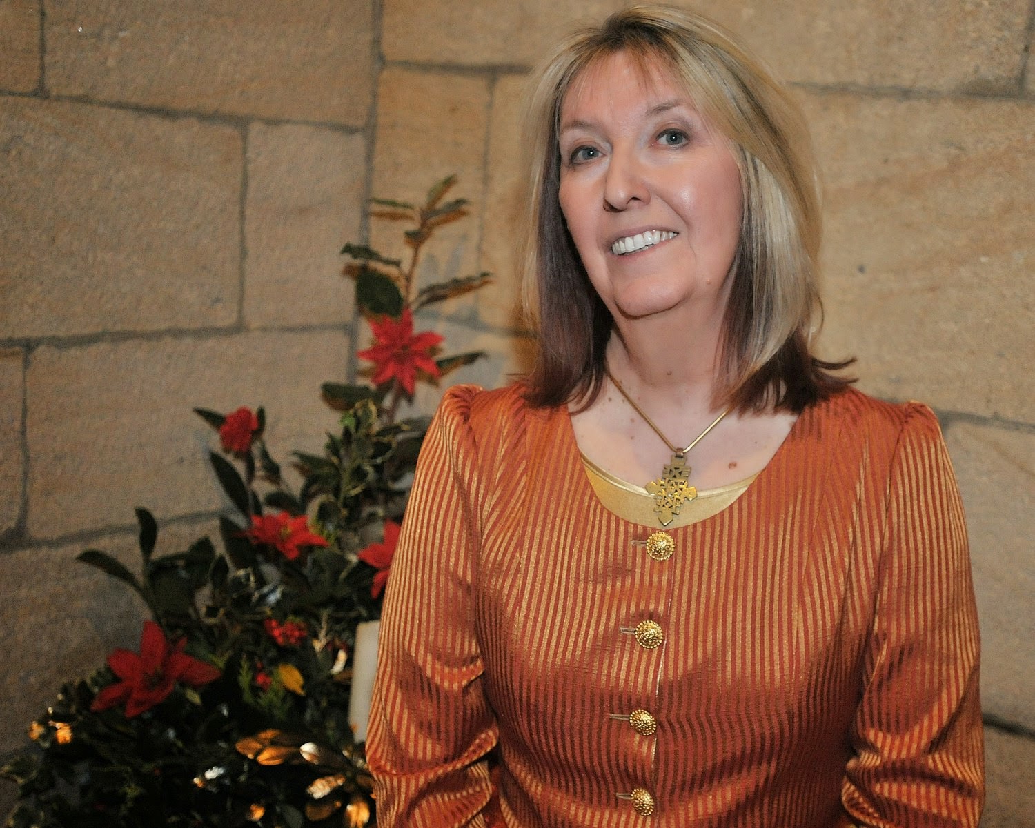 Folk All: MADDY PRIOR &THE CARNIVAL BAND