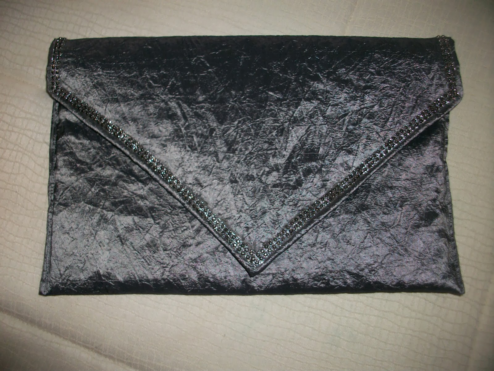 Las creaciones de Victoria: Tutorial cartera de fiesta en forma de ...