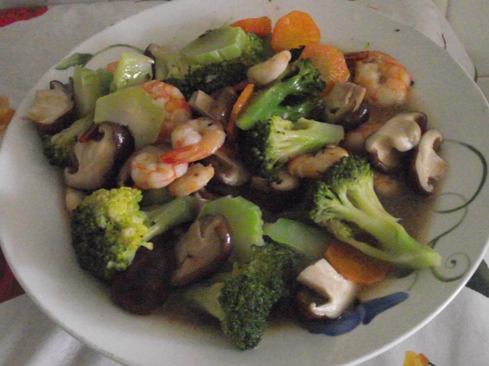 Diary Singapore 笔记新加坡: 7月中元节的食物祭拜 Food offerings for Chinese 7th Month ...