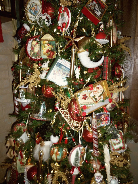 A DEBBIE-DABBLE CHRISTMAS: Victorian Style Christmas Tree, Village and ...