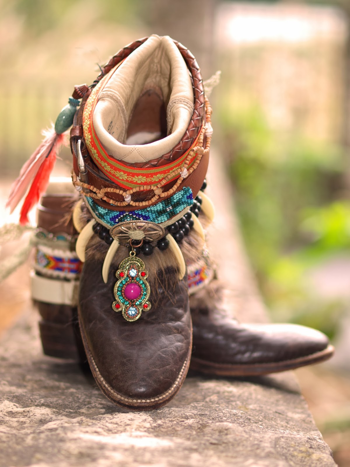 TheLookFactory: My reworked vintage boho boots