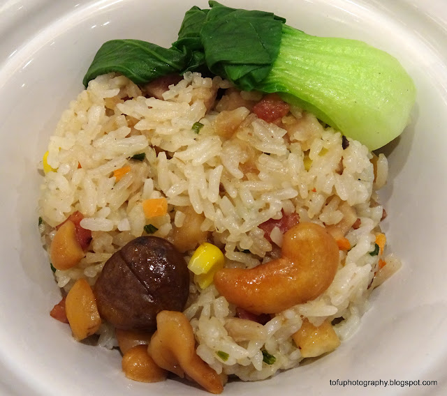 Tofu Photography: A rice dish at an MK restaurant in Bangkok, Thailand