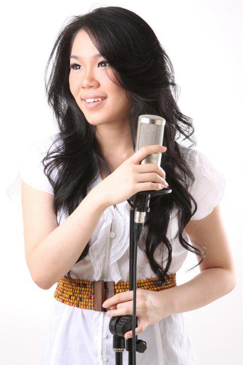 Rohani Kristen: Profil Singkat Dan Koleksi Foto Maria Shandi