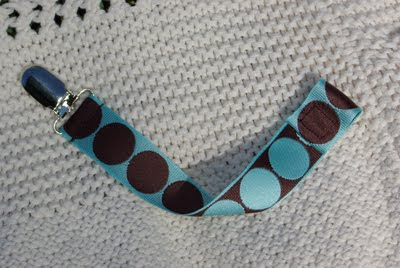 Lemonade and Lollypops: Pacifier Clips Mini Tutorial