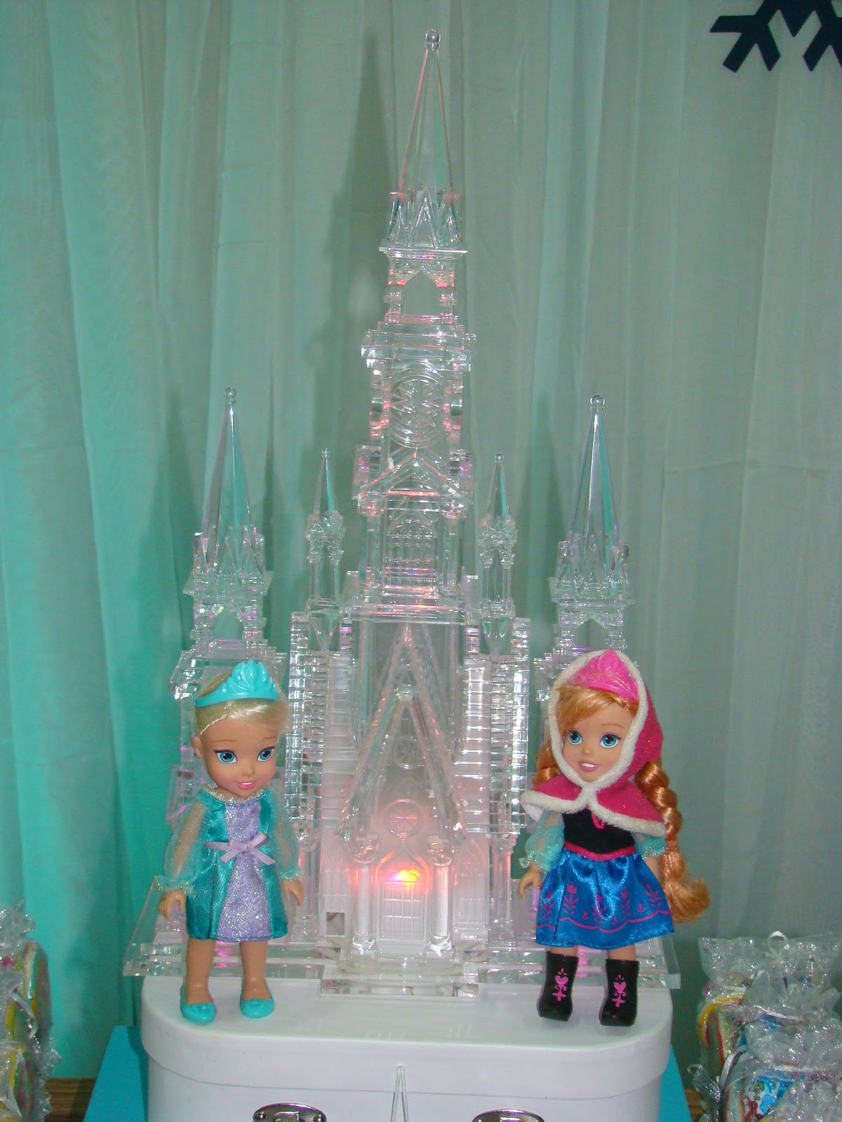 Leka Personalizados: FROZEN PARA A CLARA- 5 ANOS