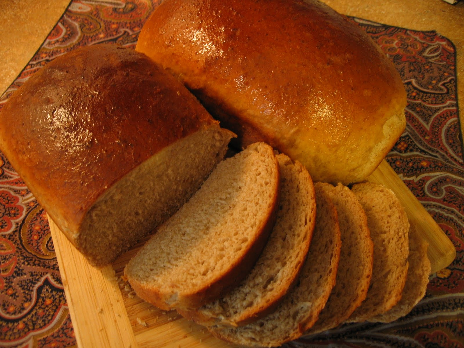 Lovin' the Lanc: Oatmeal Bread