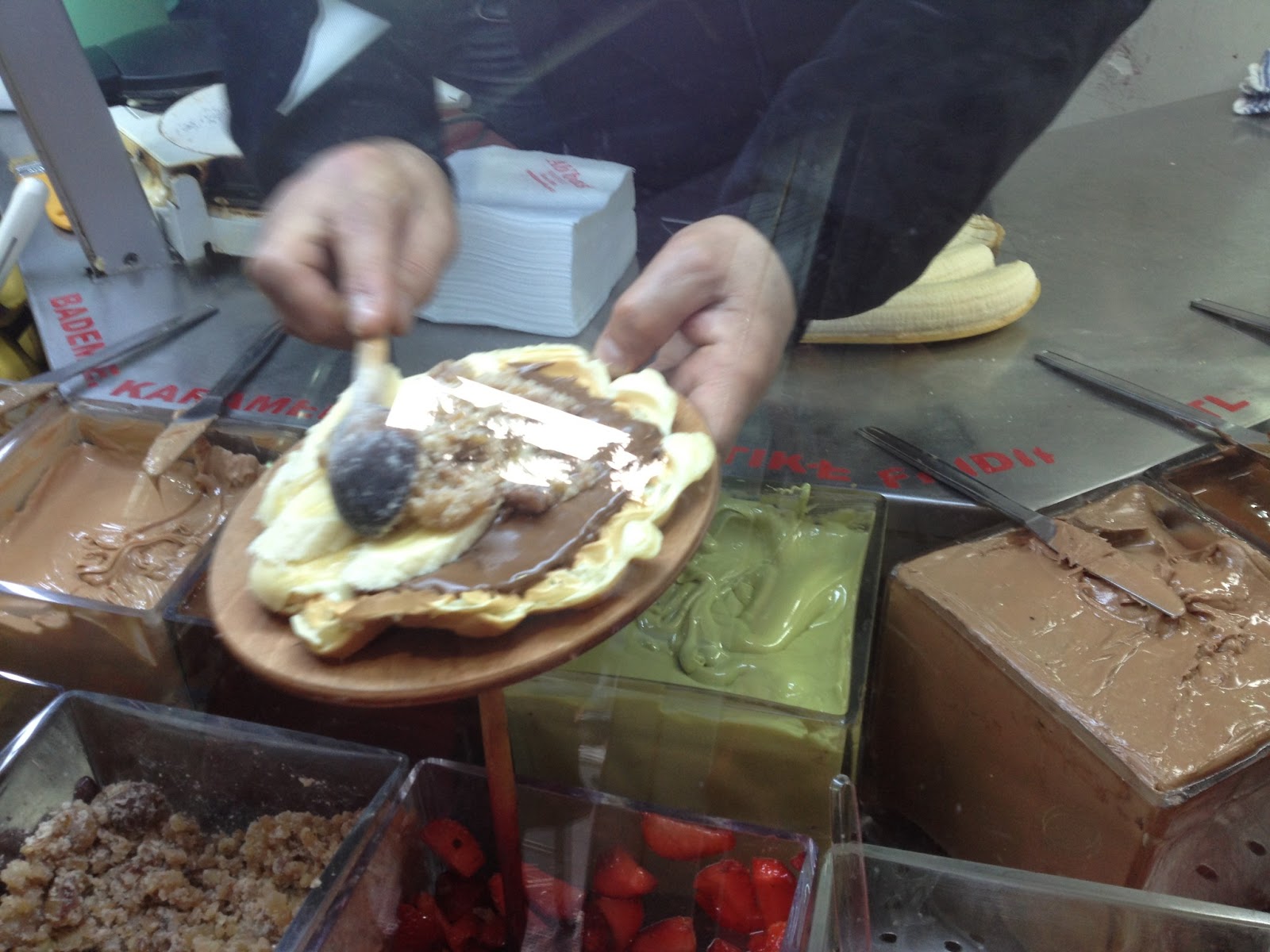 İstanbul Kazan Ben Kepçe: Abbas Waffle-Bebek