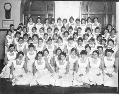 Dream Nurse Travel: Nurse Uniforms Through the Ages