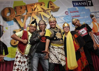 Biografi Nunung OVJ - Pelawak - Biografi Tokoh Dunia