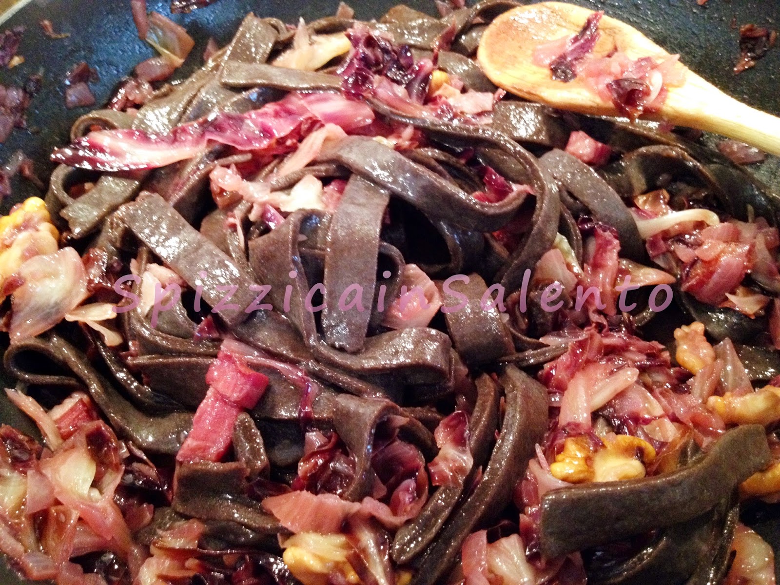 Spizzica in Salento...: Pasta con Farina di Carruba