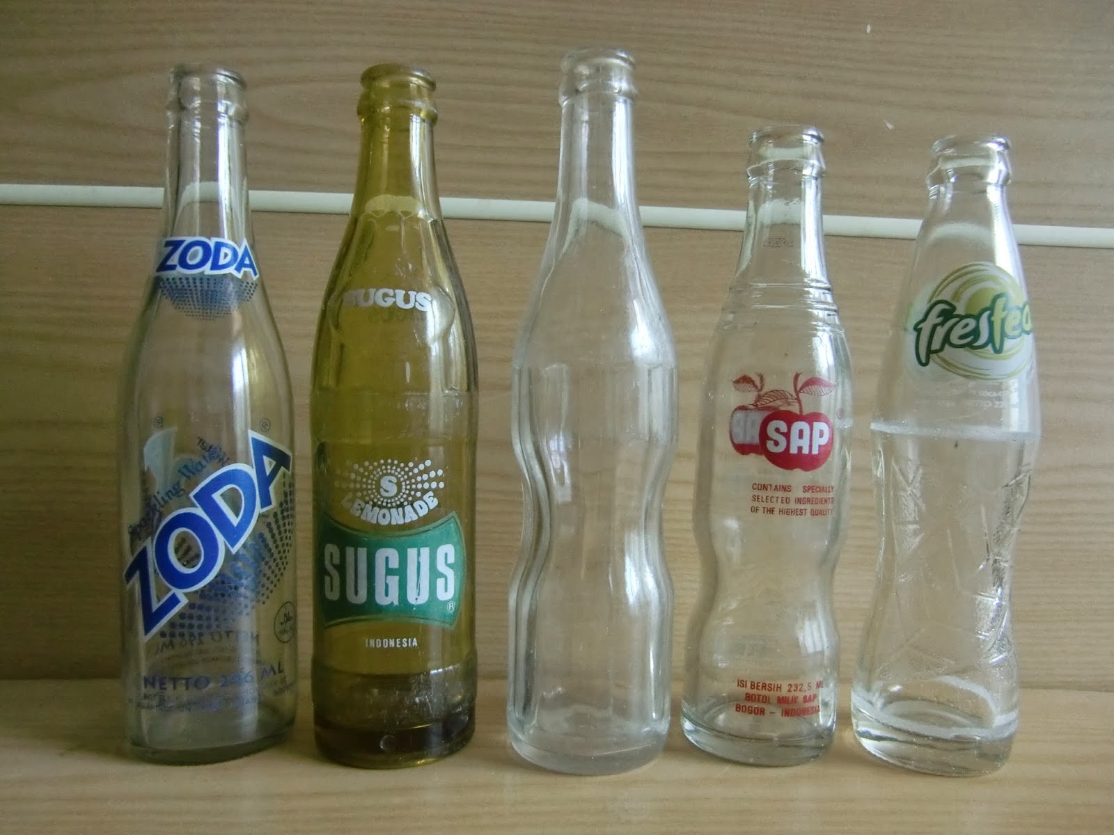 CILEGON ANTIK: Botol Soft Drink - Bervariasi (BS.17)