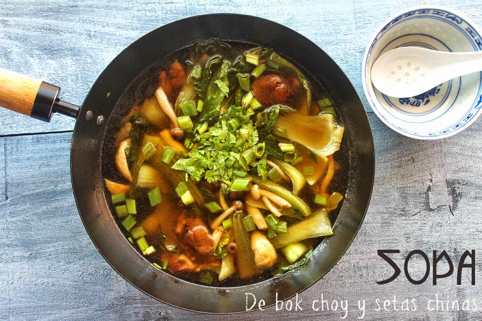 KOOKING: Sopa de bok choy y setas chinas