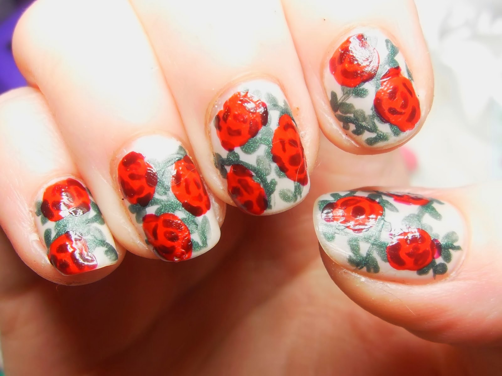 Red And Bule Rose Nail Arthttp://nails-side.blogspot.com/