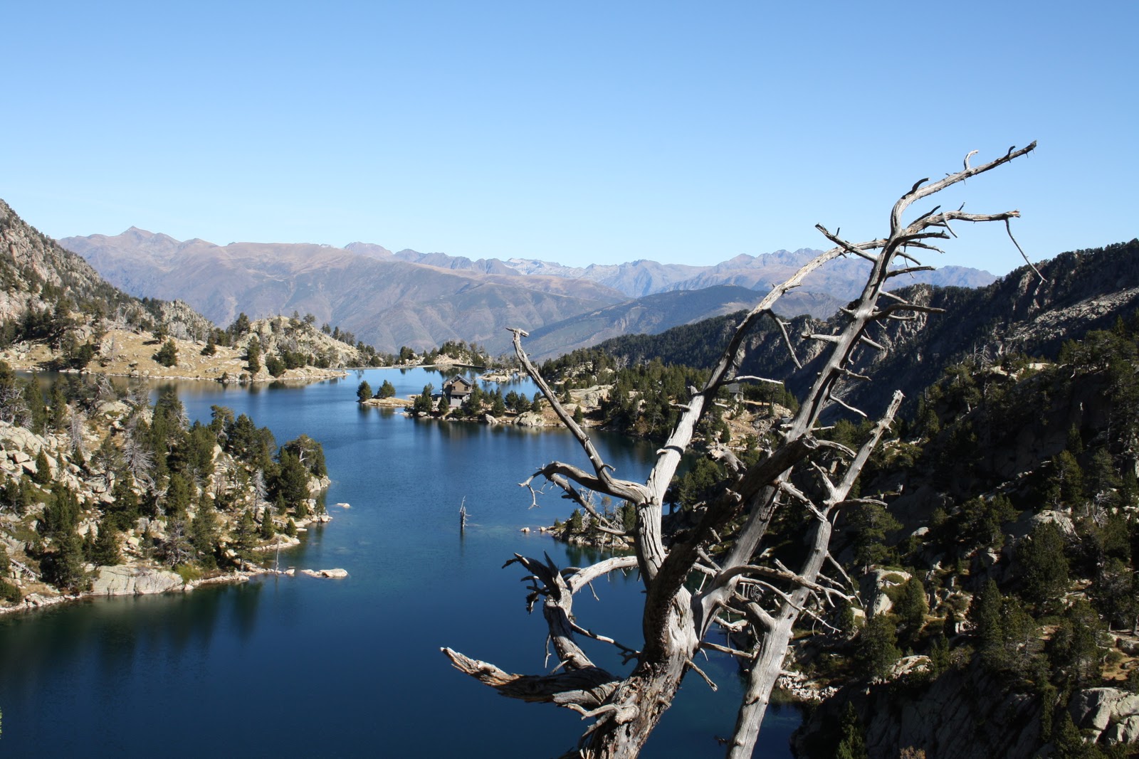 SENDERISMO y EXCURSIONISMO en los PIRINEOS: P.N. AIGÜESTORTES (octubre ...