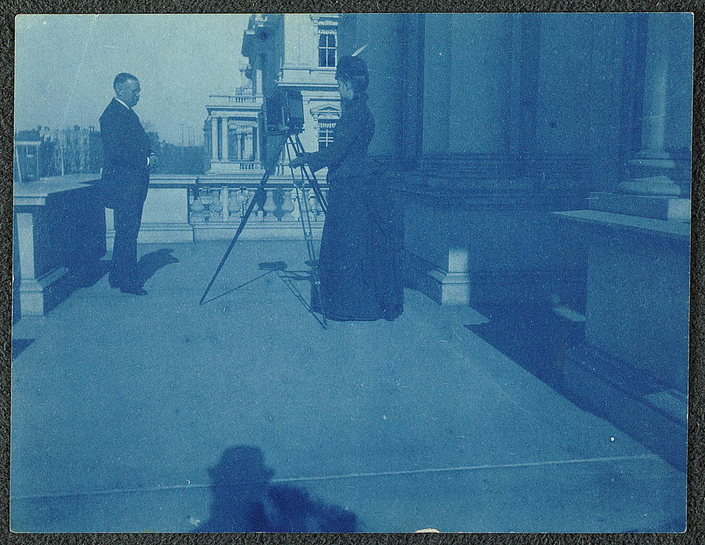 Pioneering Female Photographers: Interesting Portraits of Victorian ...