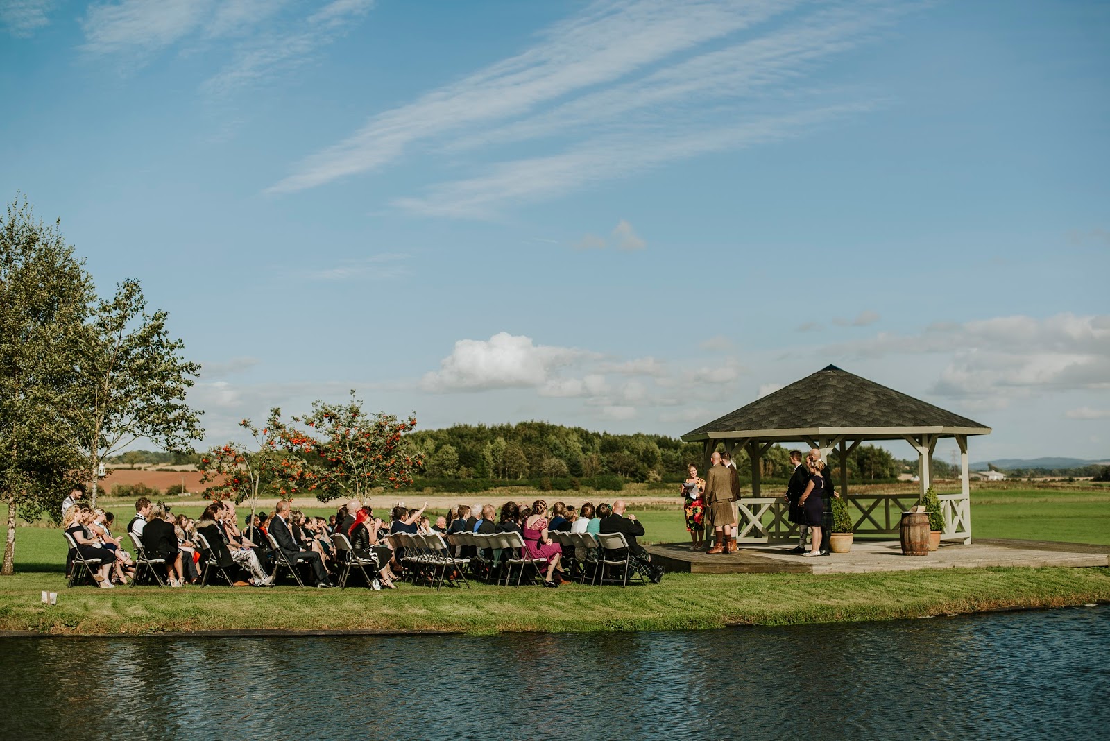 Scottish Barn Wedding in Autumn | Ilva's photo blog