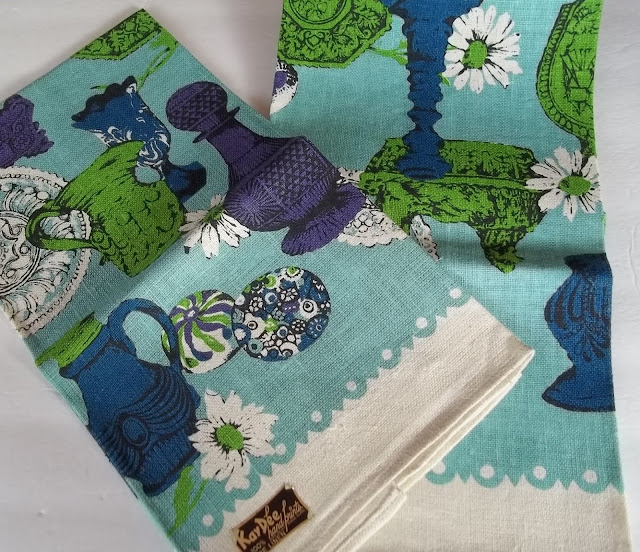 Textiles Mod and Vintage : 1970's Kitchen Linens