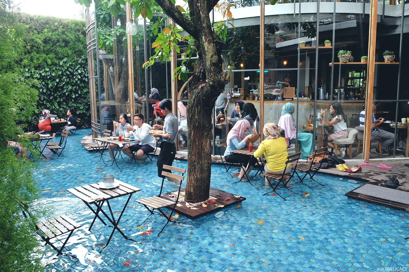 JKTDelicacy.com: 180 COFFEE & MUSIC - Bandung