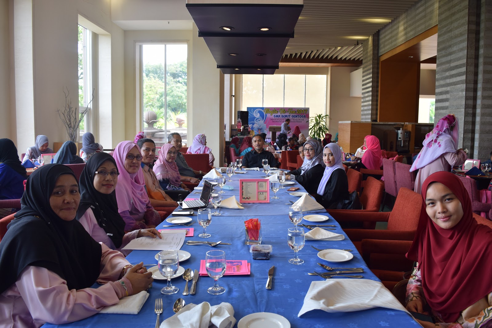 SMK BUKIT SENTOSA: Majlis Hi-Tea SMKBS