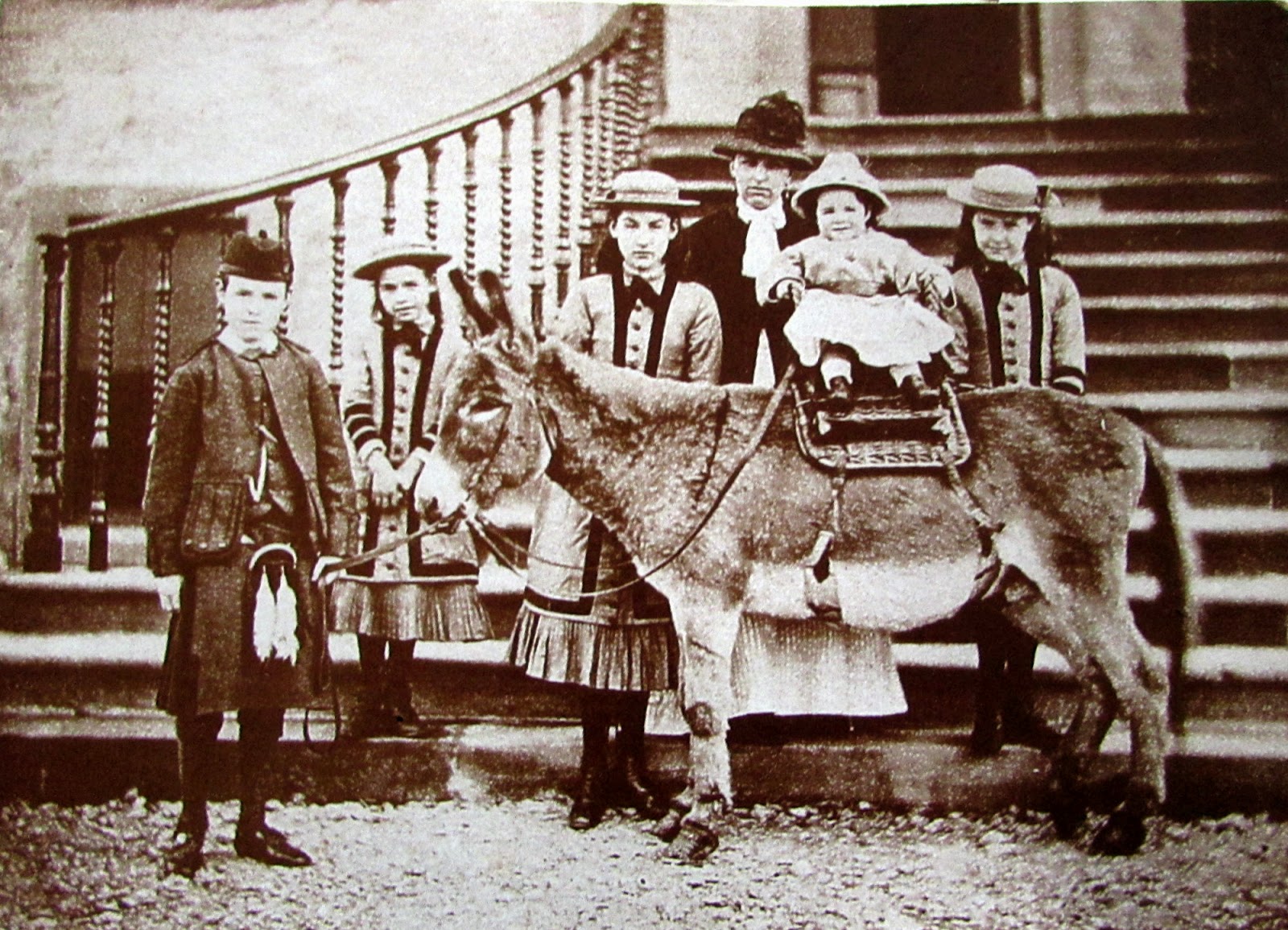 The Glebe Blog: A visit to Ravenstone Castle, Wigtownshire