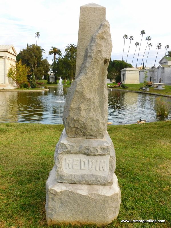 Los Angeles Morgue Files: LAPD Police Chief Thomas Reddin 2004 ...