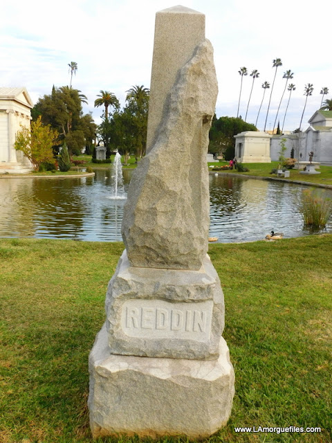 Los Angeles Morgue Files: LAPD Police Chief Thomas Reddin 2004 ...