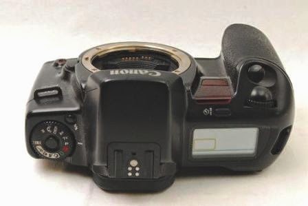 SLR Analog Canon EOS 10QD Th.1990 | ETERNAL LIGHT ANALOG CAMERA