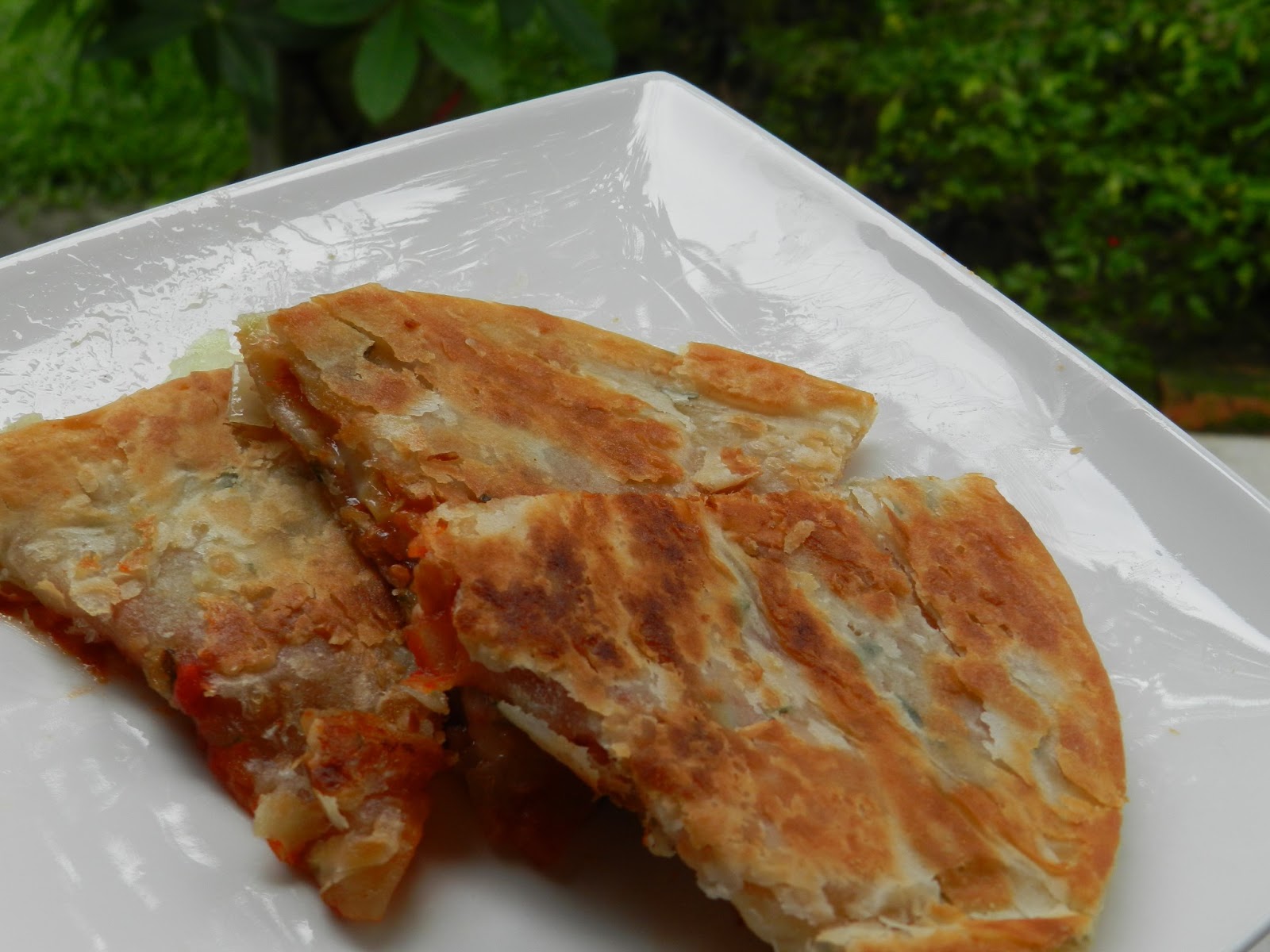 A Pepper's Love: Roti Paratha with Cheese and Onion