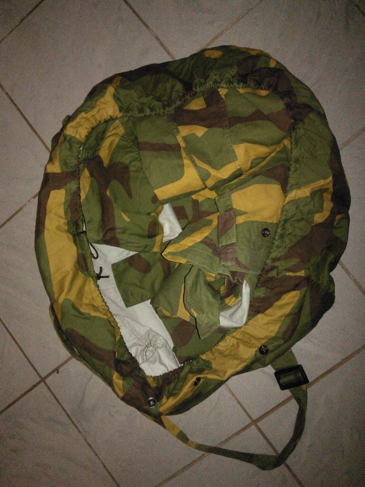 Military Camouflage: The M68 MOL camouflage set - 1 set avaliable