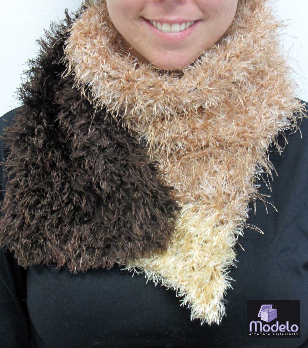 Modelo Artesanatos: Cachecóis de todas as cores e modelos