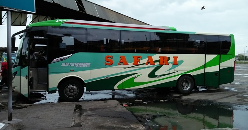 3 JAM NGASPAL BERSAMA BUS SAFARI LUX SOLO-SEMARANG
