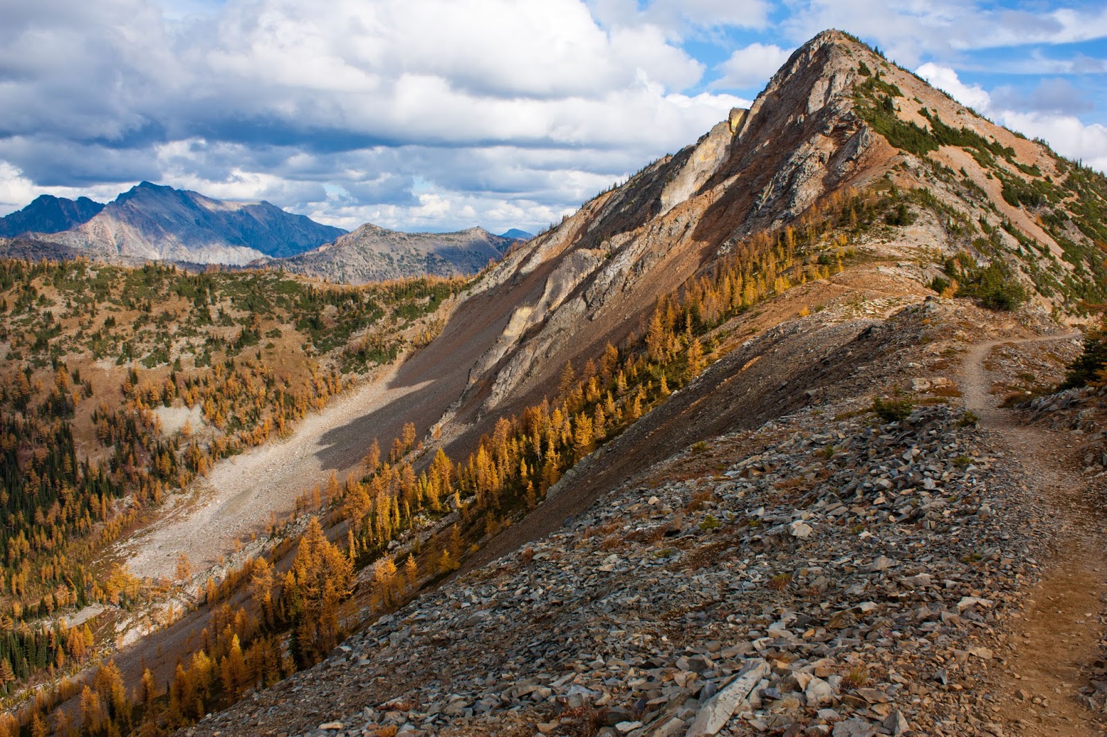 Hiking Shenandoah: Grasshopper Pass